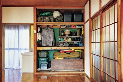 押し入れ収納のdiyに挑戦！がさばるアウトドア道具はスッキリしまえるのか ナチュラルライフ 【be Pal】キャンプ、アウトドア、自然派