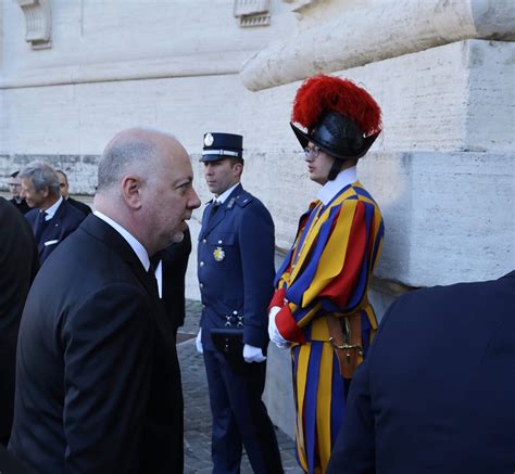 Светът се прощава с папа Франциск Спомен