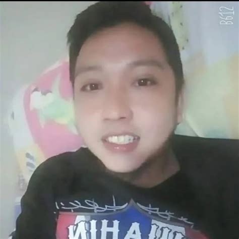 อริย์ธัช หมื่นสายญาติ Gu Aun Za • Threads Say More