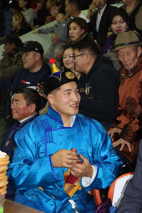 Б Орхонбаяр Бидний арслан