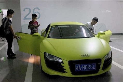 最让人讨厌的3位网红，容貌不输凤姐，还一个个坐拥豪车！ 新浪汽车