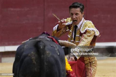 The Spanish Bull Fight Photos And Premium High Res Pictures Getty Images