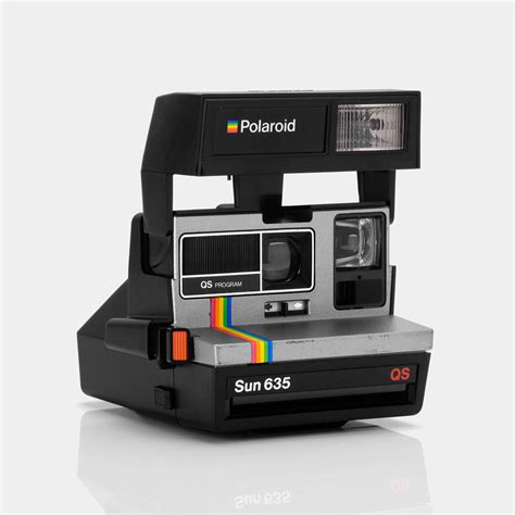 Polaroid 600 Sun 635 Qs Instant Film Camera