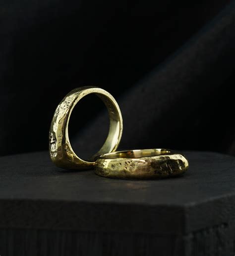 Point Brass Ring