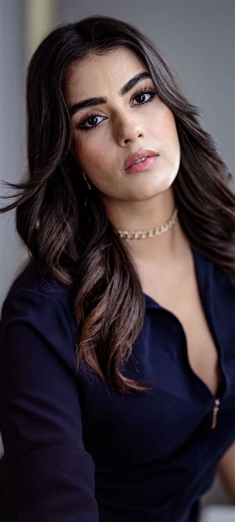 Kavya Thapar Beautiful Women Pictures Beautiful Women Photography