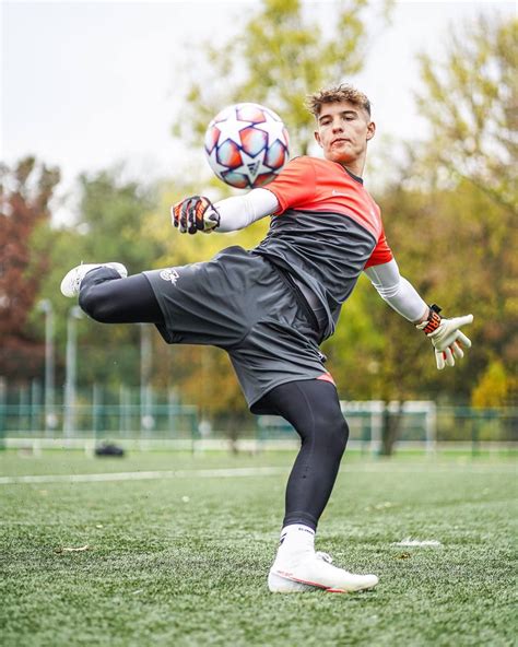 Cute Soccer Guys Soccer Poses Soccer Guys Mens Soccer Football