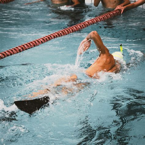 Preteen Swim Suit Contest Pictures Download Free Images On Unsplash