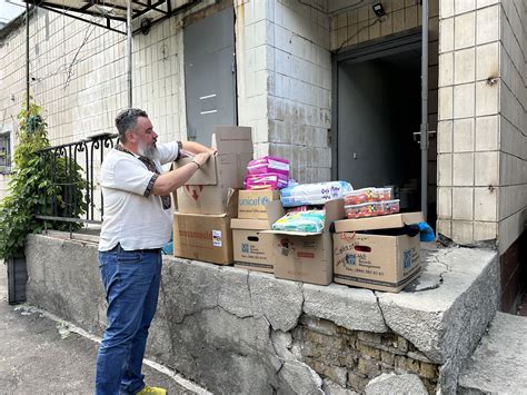 Благодійна ДОПОМАГАТИ ДІТЯМ ТРЕБА ЗАВЖДИ Хтось може відмінити свято але відмінити допомогу