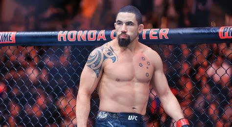 Ufc Insider Shares Robert Whittakers Future After Ufc 308 Loss
