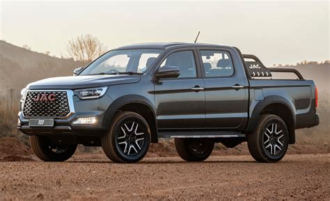 New Jac T8 Vs Gwm P Series R450 000 Chinese Bakkie Showdown Topauto
