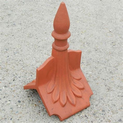 Column Spike Roof Finial