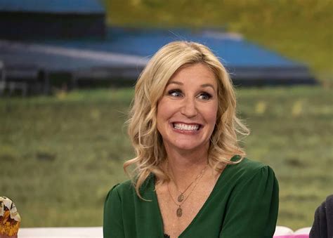 Hgtv Star Jenny Marrs Just Shared Surprising News With ‘fixer To