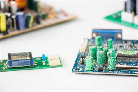 Premium Photo Electronic Motherboard And Isometric Processor And