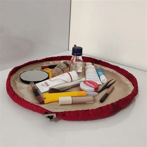 خرید و قیمت کیف لوازم ارایش مدل بقچه ای قرمز طرح ستاره سایز کوچک ترب