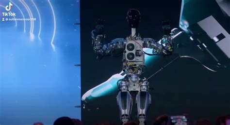 Sultan Mansour Raofi On Linkedin اولیه انساننمای رونمایی تسلا Day ربات اپتیموس Optimus