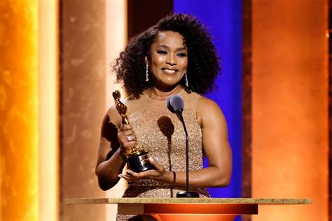 Angela Bassett Delivers Powerful Oscars Speech There Is Room For Us All