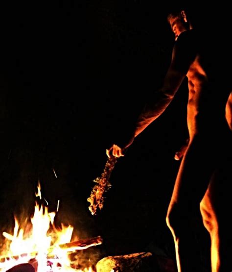 Its Time To Get Naked In Australia Daily Squirt