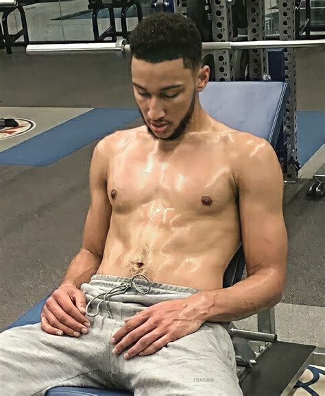 Pin By Wanda Maxima On Ben Simmons Ben Simmons Black Men Street