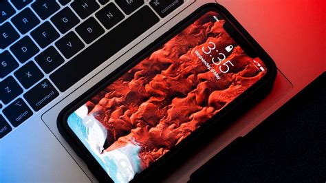 is launching an app on android different to ios