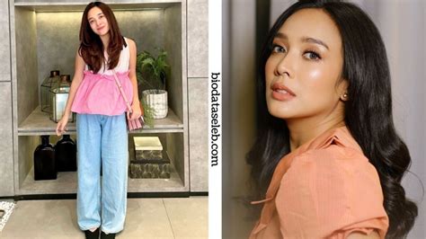 Dhea Ananda Rumah Agama Suami Dan Biodata Biodata Seleb