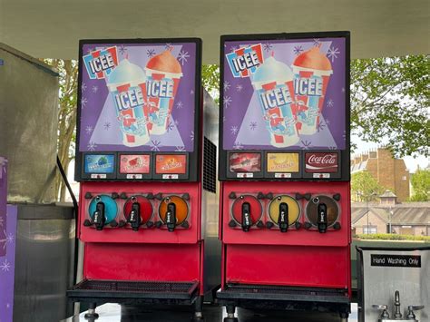 A Guide To Icees Slushies Frozen Alcoholic Drinks And Where To Find