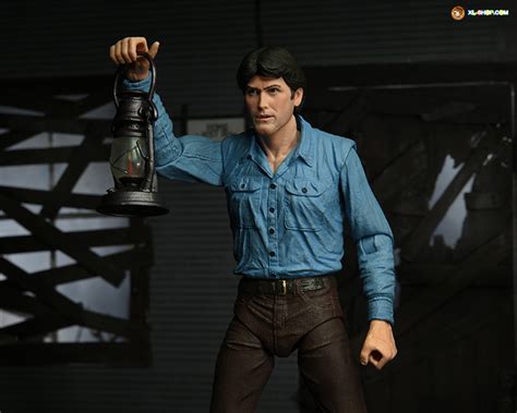 Neca Action Figure 40th Anniversary Ultimate Ash