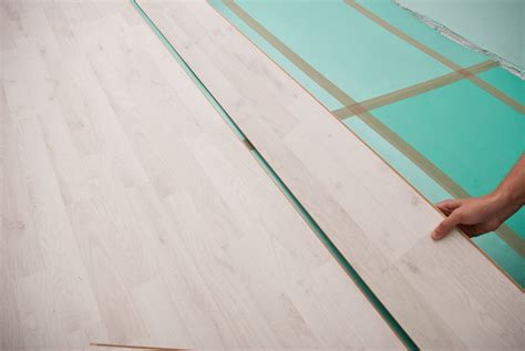 How To Install Laminate Flooring Episode 3 HowToSpecialist How To Build Step By Step DIY