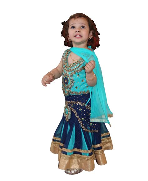 جريدة البلاد الزَّي الهندي ينافس الزَّي الشعبي الرمضاني