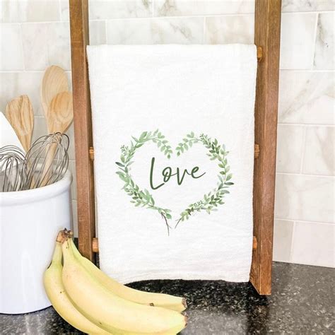 Love Greenery Heart Wreath Cotton Tea Towel Flour Sack Towel