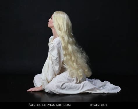 Pin By Dibujarte On Deviant Art Life Drawing Reference Sitting Pose Reference Body Reference