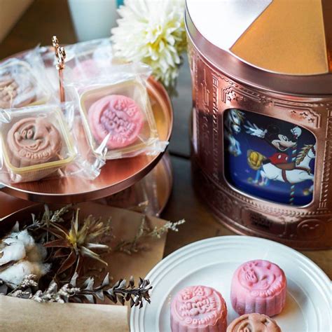 Mickey Mouse Mooncake With Carousel Tin Food And Drinks Homemade Bakes
