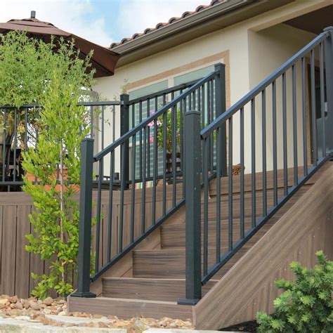 Deckorators Voyage Line