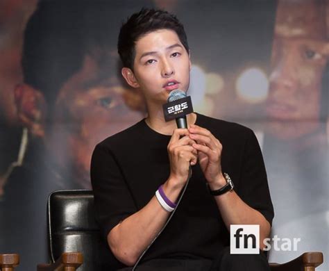 [포토] 송중기 ‘오늘도 멋짐 폭발 헉스