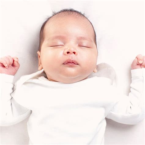 Ferber Method For Sleep Training A Quick Guide Femhealth Womens