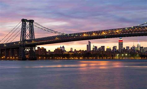 The Williamsburg Bridge Walking And Cycling