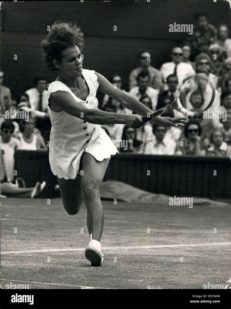 Jul 02 1971 Evanne Goolagong Is New Wimbledon Champion Evonne