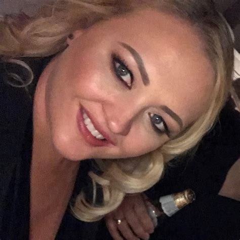 Leanne Booth Sea Logistics Operational Care Senior Lead Expert Kuehnenagel Linkedin