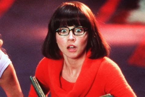 Linda Cardellini Recalls Buying A Turtleneck From Ross To Dress In