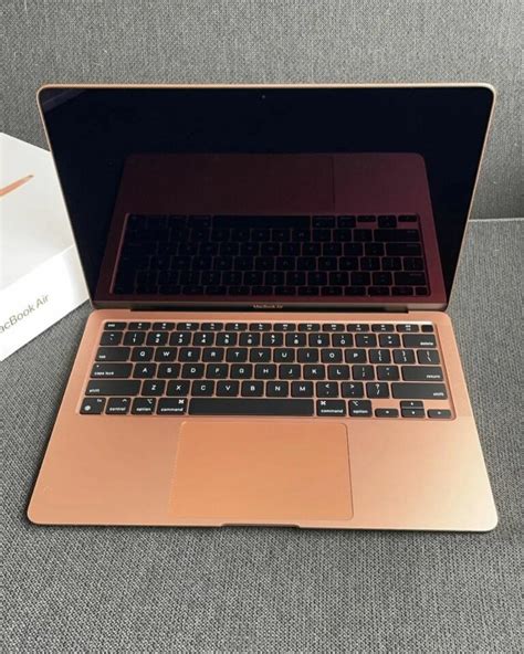 Macbook Air M1 2020 (8GB/256GB) | Giá rẻ, Trả Góp 0%