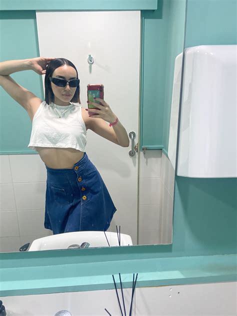 F19 Do I look hot? : r/AmIHotSFW