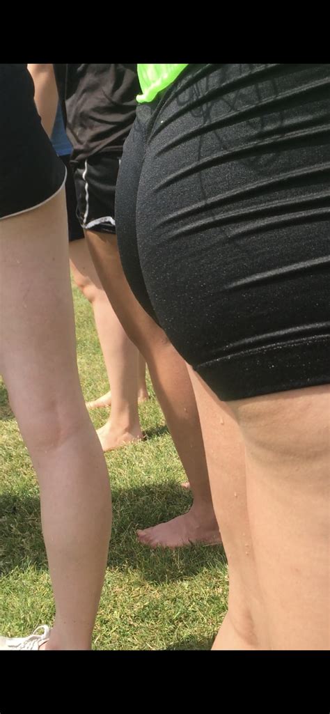 2 Babes In Nike Pro Spandex Finally Up Banger Spandex Leggings Yoga Pants Forum