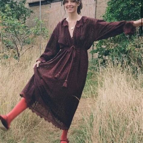 Doen Dresses Doen Womens Persephone Belted Broderie Anglaise Cotton Maxi In Walnut Burgundy