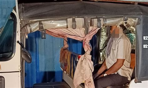 ប្រទះឃើញសពបុរសម្នាក់ចង កសម្លាប់ខ្លួនលើឡាំប្រឺតាដោយមិនទាន់ដឹងមូលហេតុពិត សារព័ត៌មាន នគរវត្ត