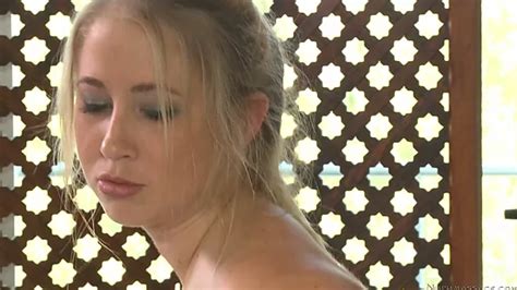 Relaxing Massage For Sweet Girl Kristina Rose