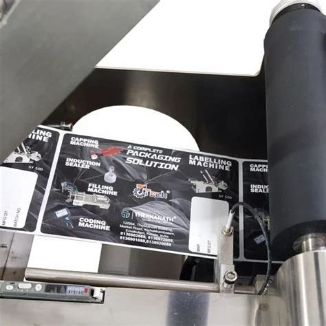Semi Automatic Round Bottle Labeling Machine With Digital Batch Coding