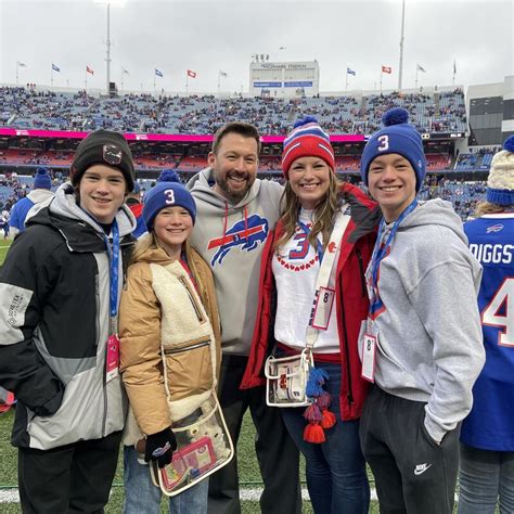 Nate Breske 00 Alum And His Athletic Training Staff Were Awarded The