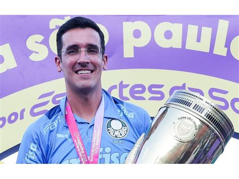 Palmeiras Anuncia A Saída De Paulo Victor Gomes Técnico Multicampeão