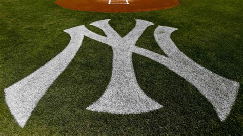 The Very Brief But Still Wondrous History Of The New York Yankees Logo Pinstripe Alley