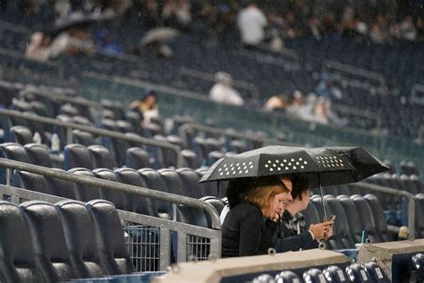 Guardians Yankees Rained Out To Play Alds Game 5 On Tuesday