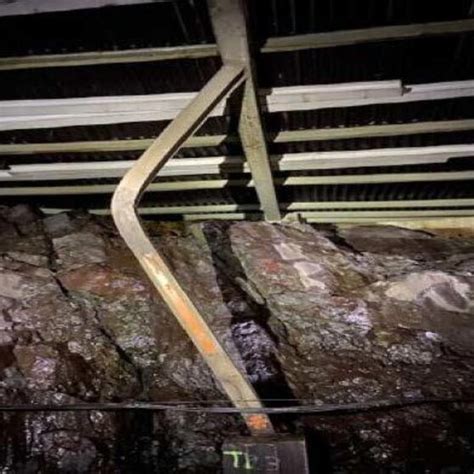 Buckling Failure Of A Column In Snow Gallery 9 1 Download